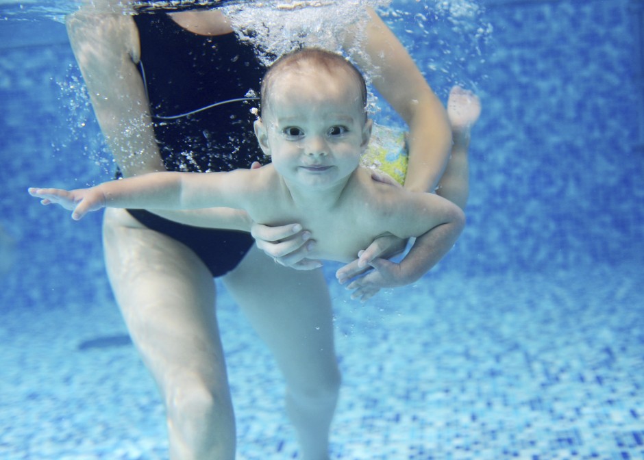 Four Ways To Encourage Going Underwater Little Otter Swim School four-ways-to-encourage-going-underwater-little-otter-swim-school